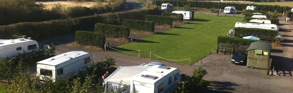 Carvan Site - Broadlands Farm Tel: 01924 255500 or Mob: 07976 707602